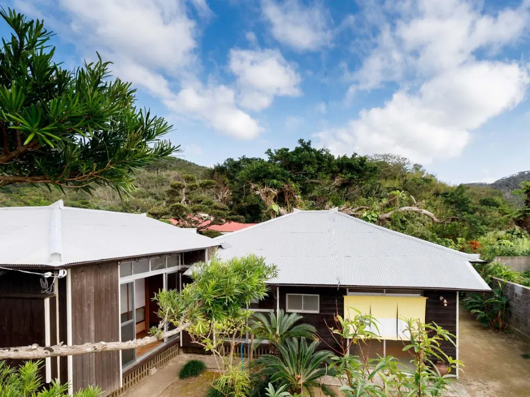 Denpaku Hataori Kobo No Aru Yado <Amamioshima> - Amami