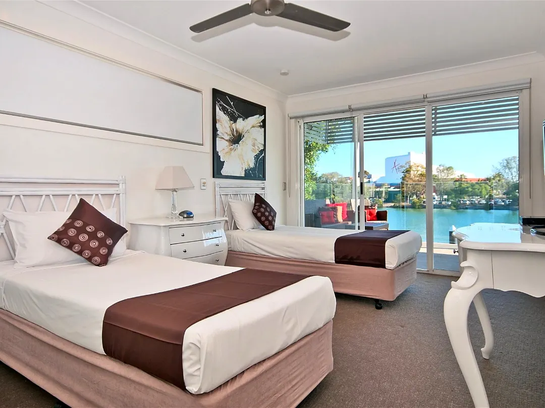 Surfers Paradise Escape - Gold Coast