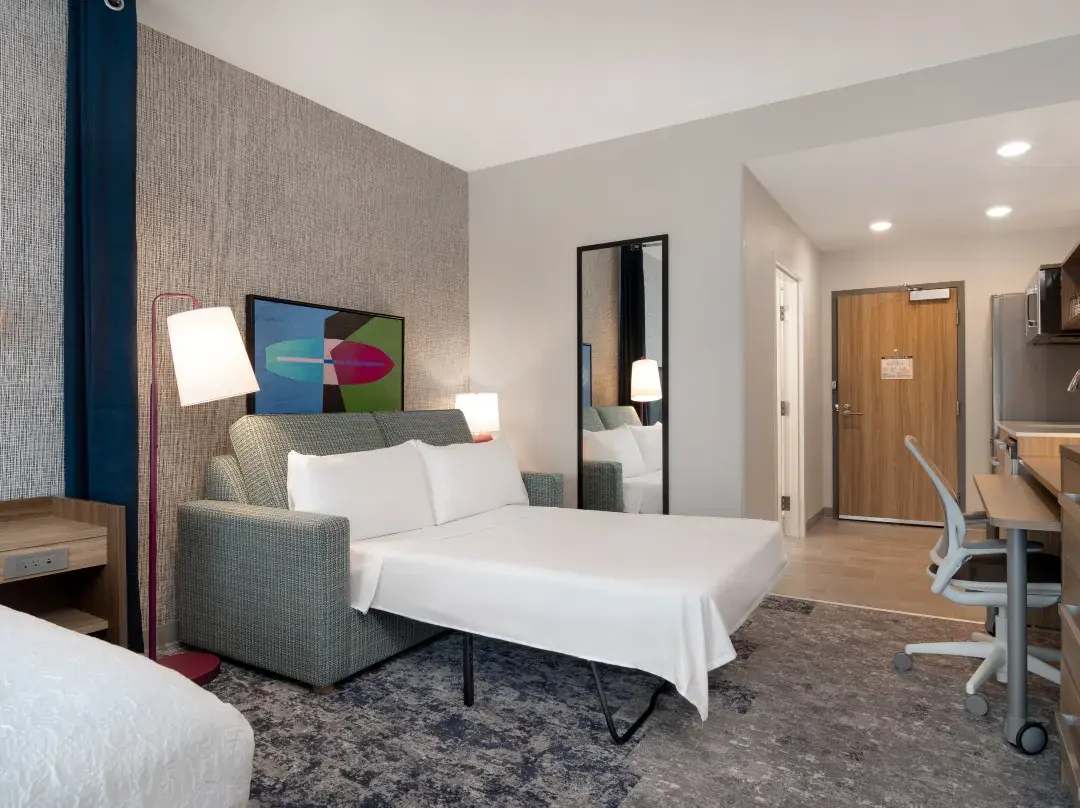Home2 Suites By Hilton Sheboygan - Sheboygan, WI
