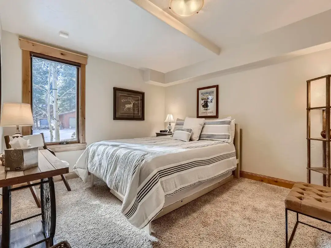 Gas Fireplace And Private Hot Tub - Elegant Family Retreat - Frisco