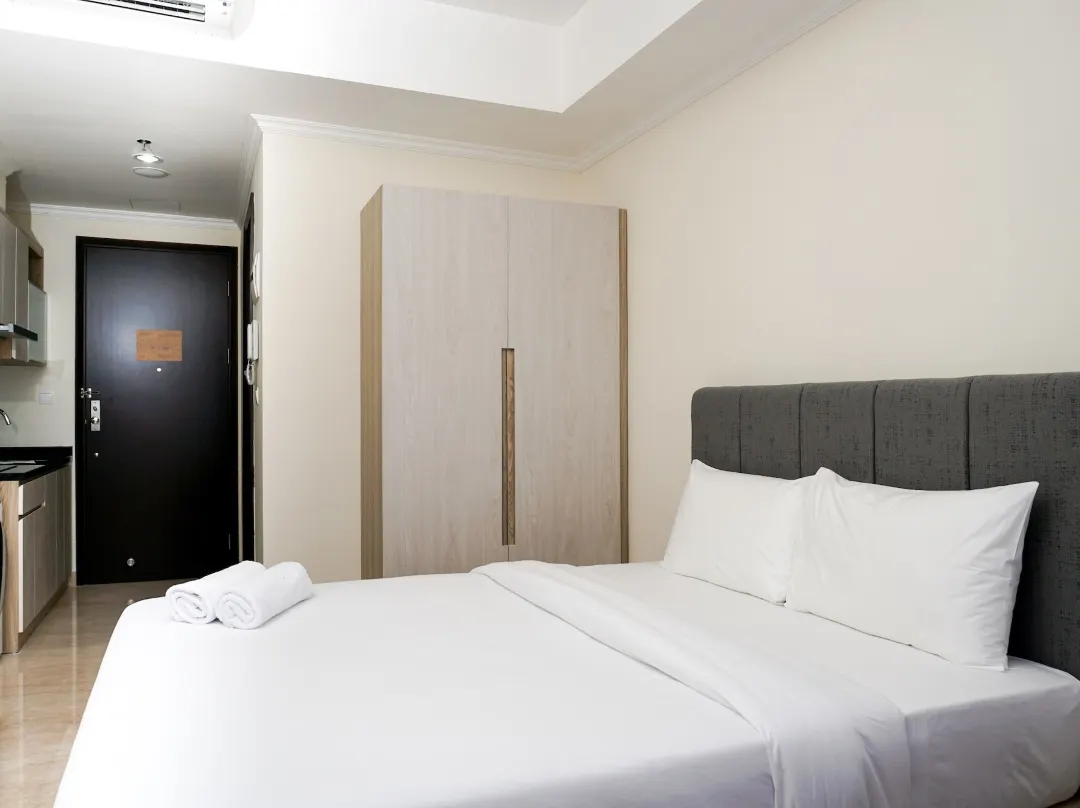Trendy Studio At Menteng Park Apartment - Jakarta