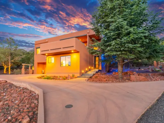 Majestic Mountain Views And Hot Tub - Exquisite Sedona Retreat - Sedona, AZ