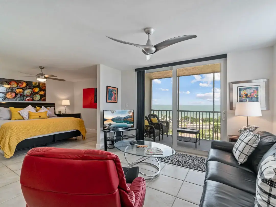 Gulf Views And Heated Pools - Charming Beach Haven - Estero, FL