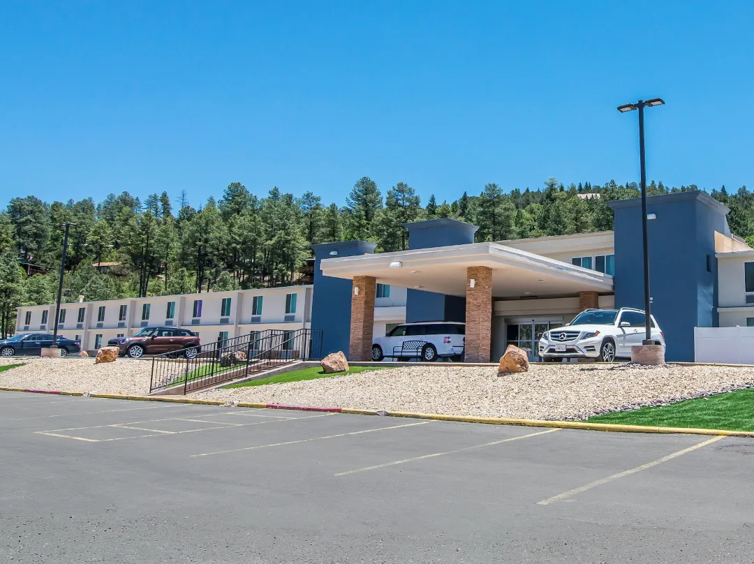 Elevate Hotel At Sierra Blanca Ruidoso - Ruidoso, NM