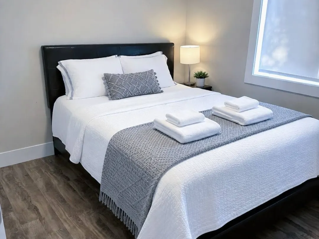 Modern 3-bedroom Retreat Near Moncton Hospital And Downtown - Moncton