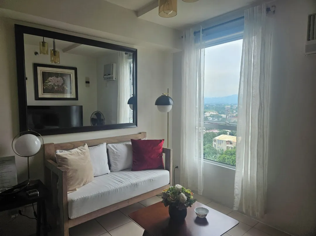 Cozy 3-bedroom Condo In Urban Deca Homes Ortigas Extension, Pasig - Quezon City