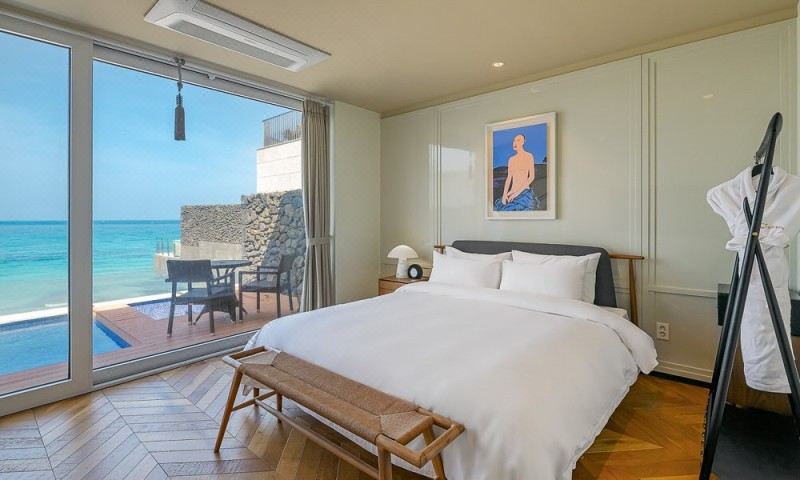 Jeju Woljeong Avenue Pool Villa, Jeju City - 2026 Prices & Reviews ...