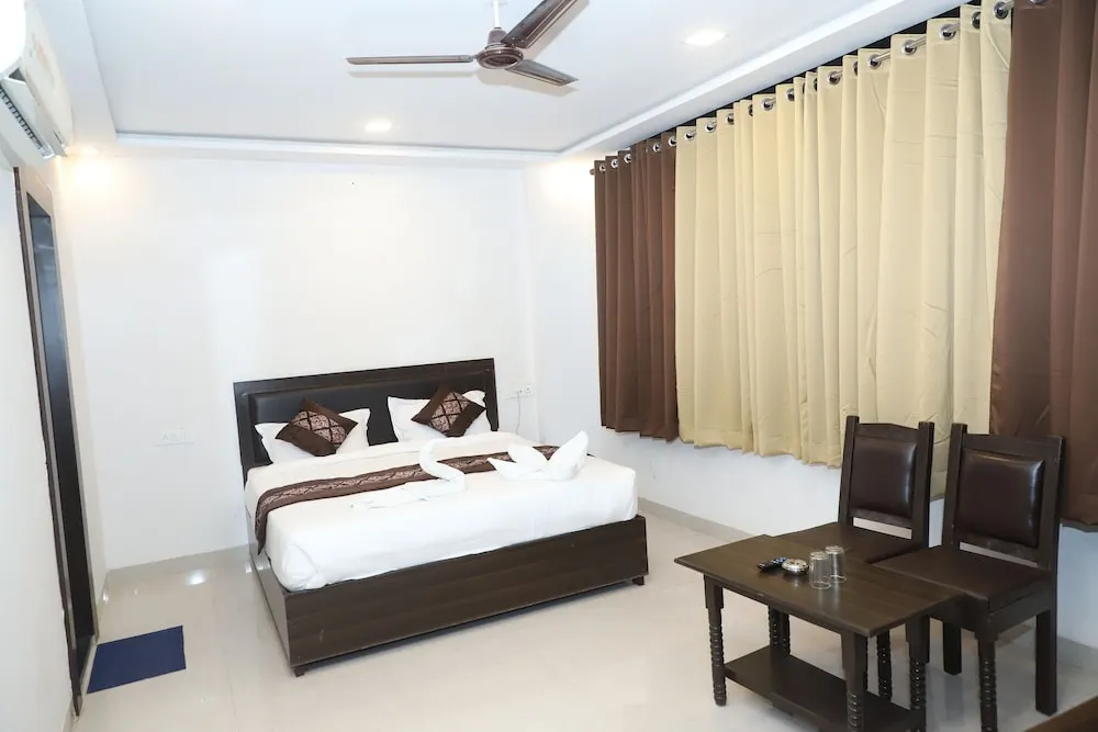 Sunrise Palace - Pushkar