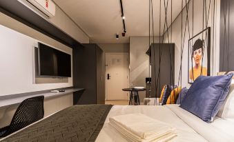 Charlie Houx Faria Lima, Sao Paulo - Latest Prices and Deals [2026 ...