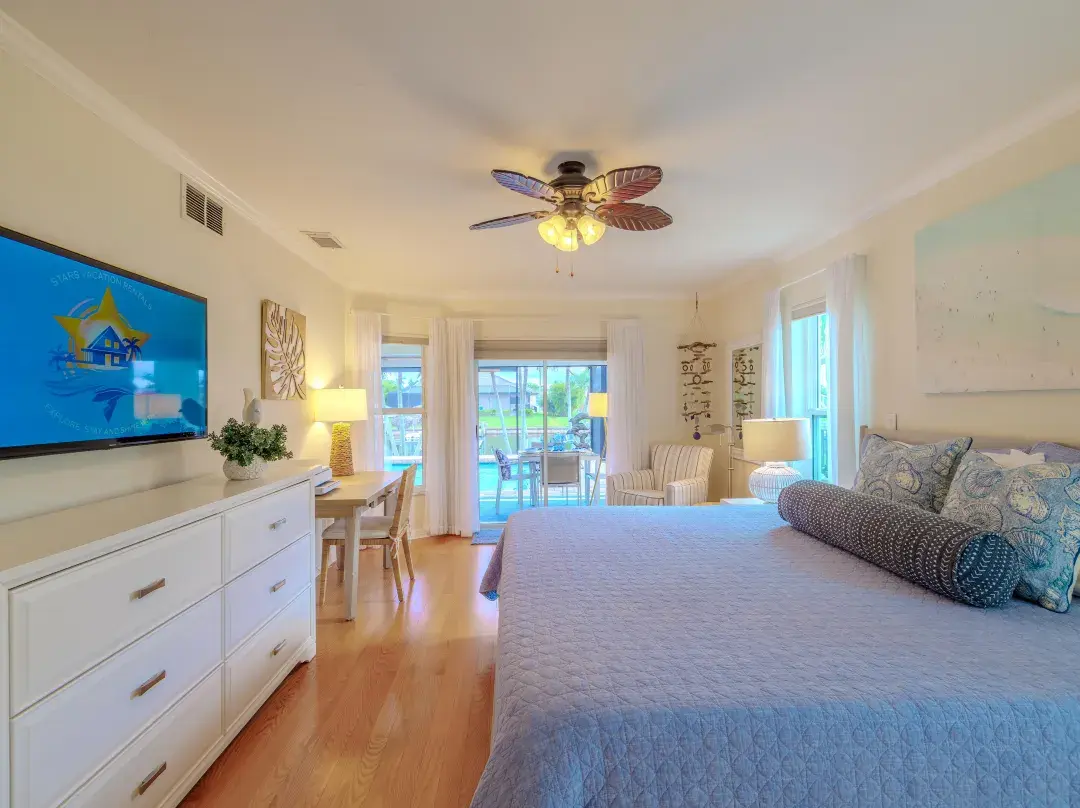 Villa Barefoot Cove - Cape Coral, FL