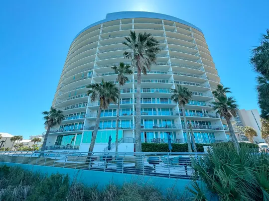 Luxury Waterfront Retreat With Multiple Pools - Exquisite Coastal Oasis - Perdido Key, FL