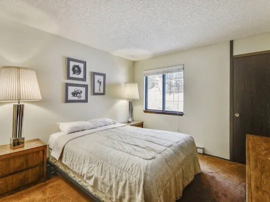 Game Room And Jacuzzi On-site - Charming Haven - Brian Head, UT