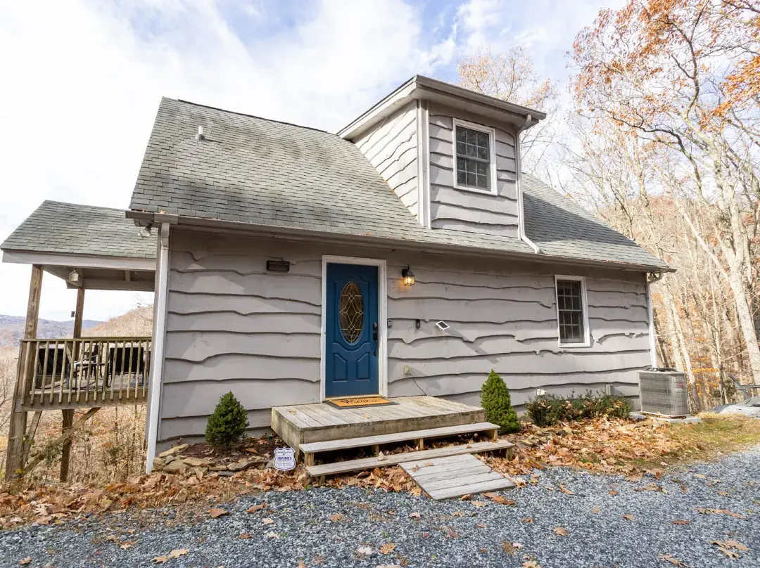 Mountain Views And Hot Tub - Cozy Retreat With Fun Amenities - Boone, NC