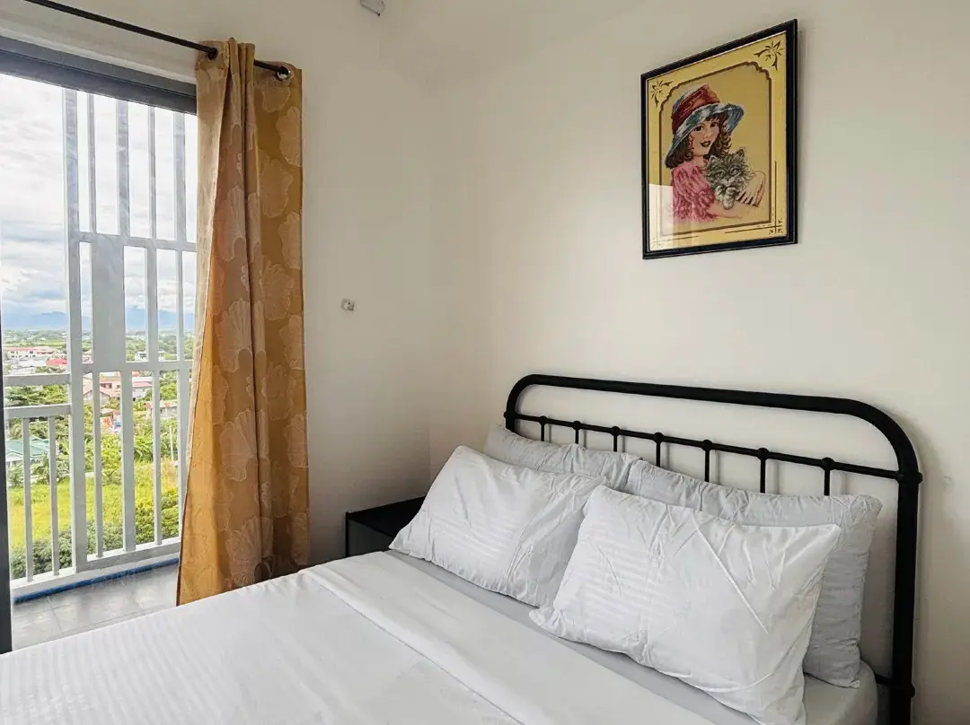 Wv 29  Your Warm City Escape - Iloilo City