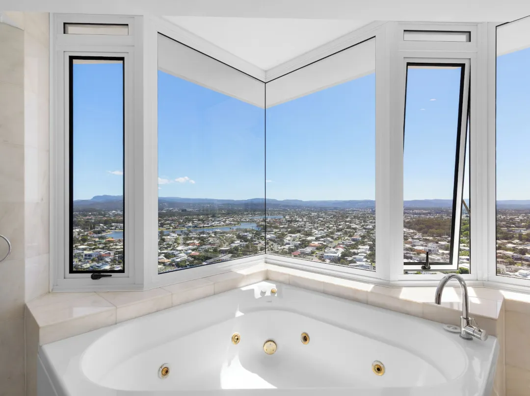 Elysian Blue 3br Burleigh Heads Escape - Tweed Heads