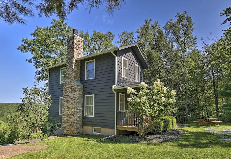 Newly Built & Secluded Catskill Cottage w/ Views!, Tusten - 2026 Prices ...