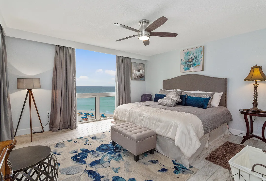 Gulf View And Pool Access - Stunning Coastal Sanctuary - Destin, FL