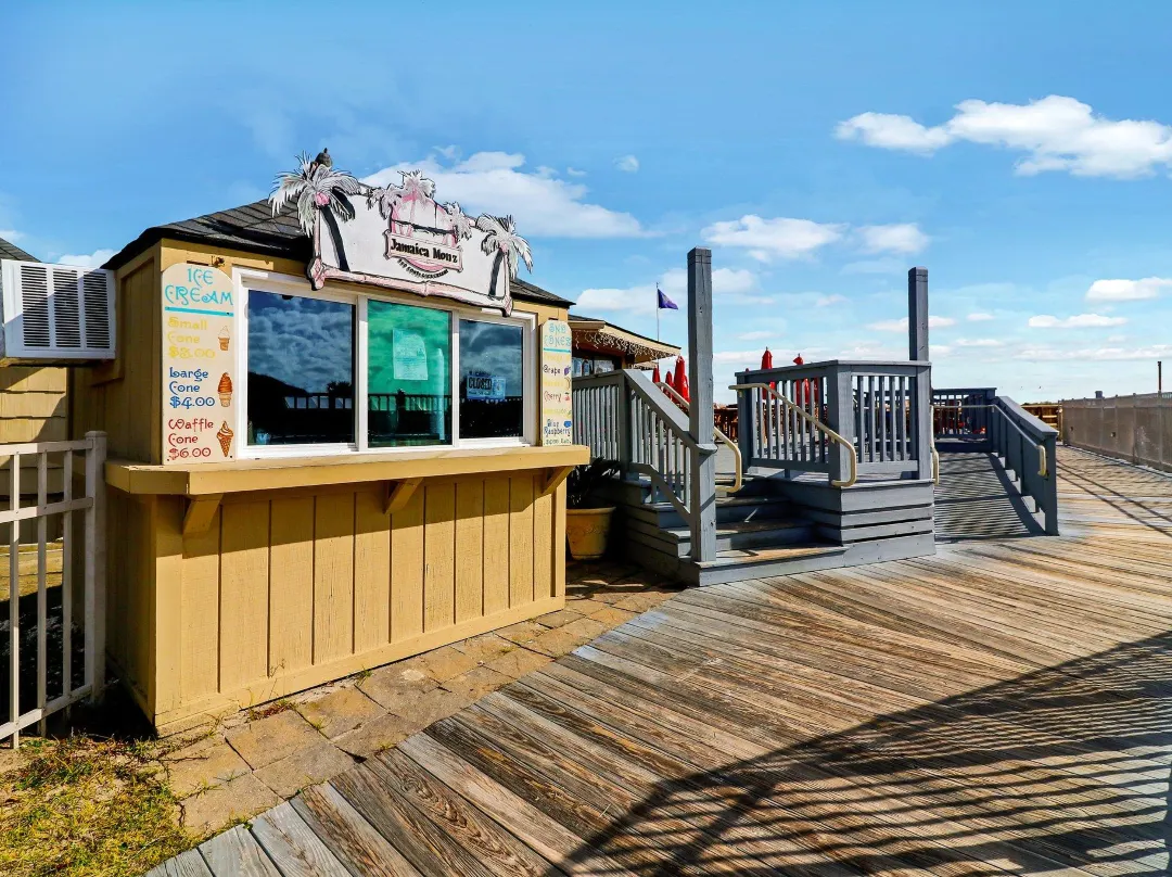 Oceanfront Pool And Tennis Courts - Exquisite Coastal Haven - Hilton Head Island, SC