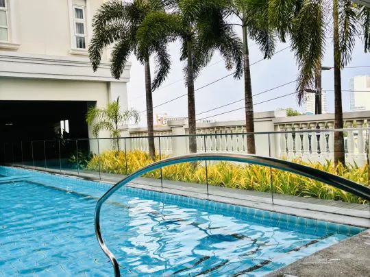 Modern-esque Room At Megaworld - Iloilo City