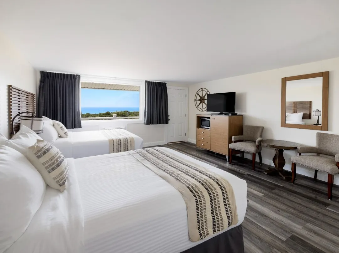 Dune Crest Hotel - Provincetown, MA