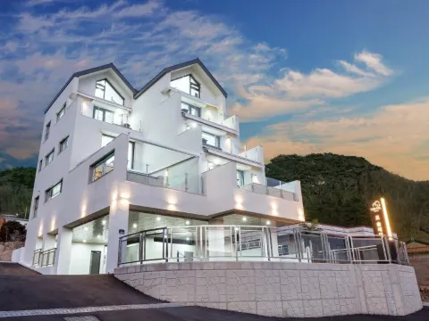 Geoje Island Le Soleil Pool Villa - Geoje-si