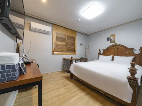 Cheongju Sejong Motel - Daejeon