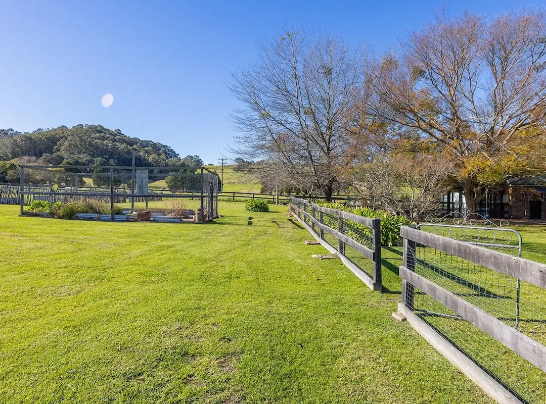 Moraea Farm, Berry - By Linnaeus Collection - Berry