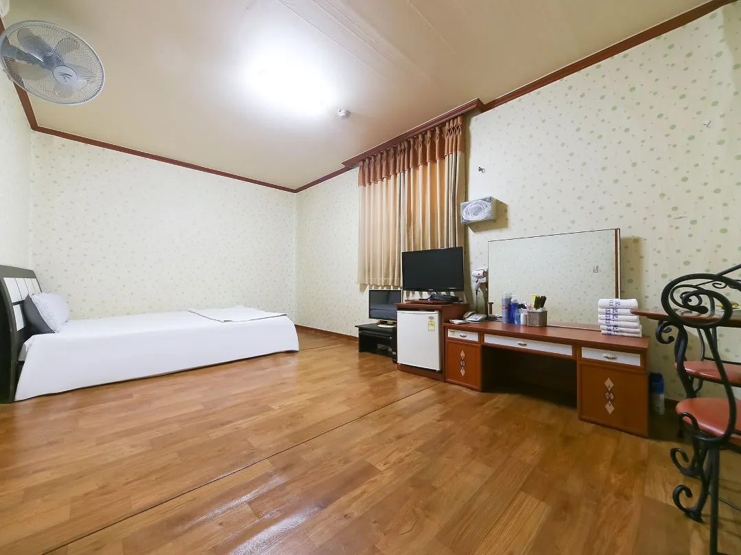 Andong Samsung - Andong