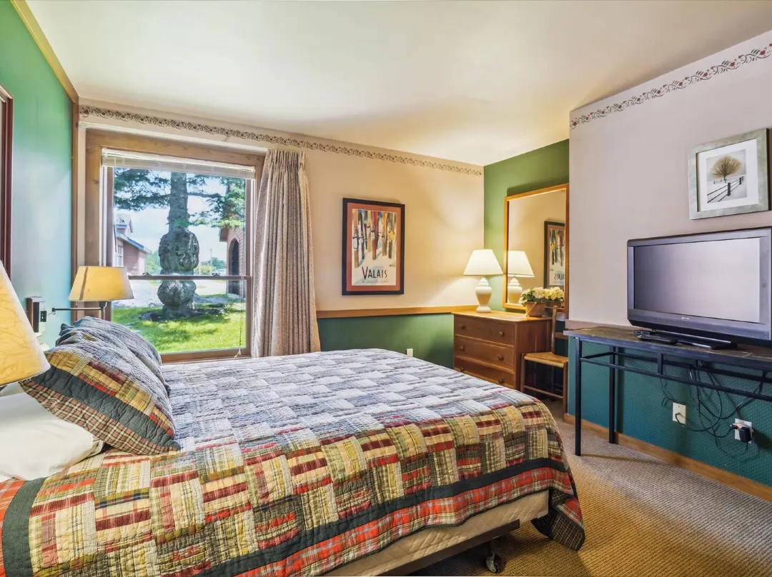 Cozy Fireplace And Hot Tub Access - Charming Ski Retreat - Killington, VT