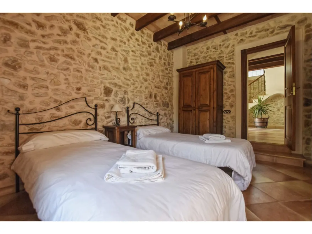 Spacious Petra Getaway With Pool - Petra