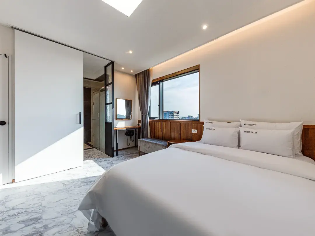 Gunsan Laonhaje Hotel - Incheon