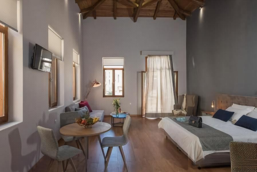 Bluebell Luxury Suites - Chania