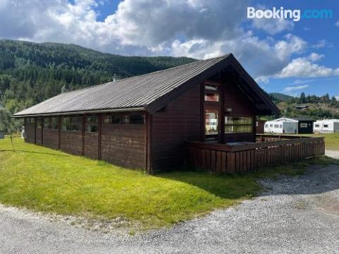 Midttun Camping og Feriehytter, Vossestrand (Prices & Reviews 2024 ...
