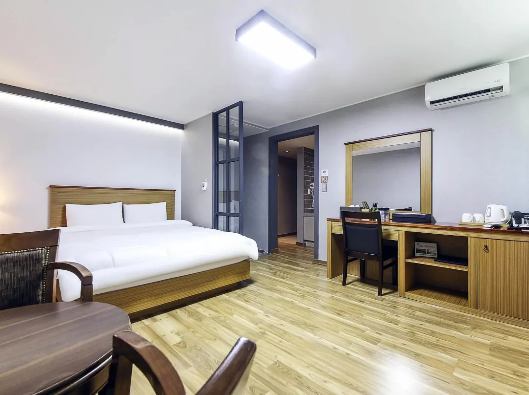 Gyeongpodae The Hotel Business - Gangneung-si