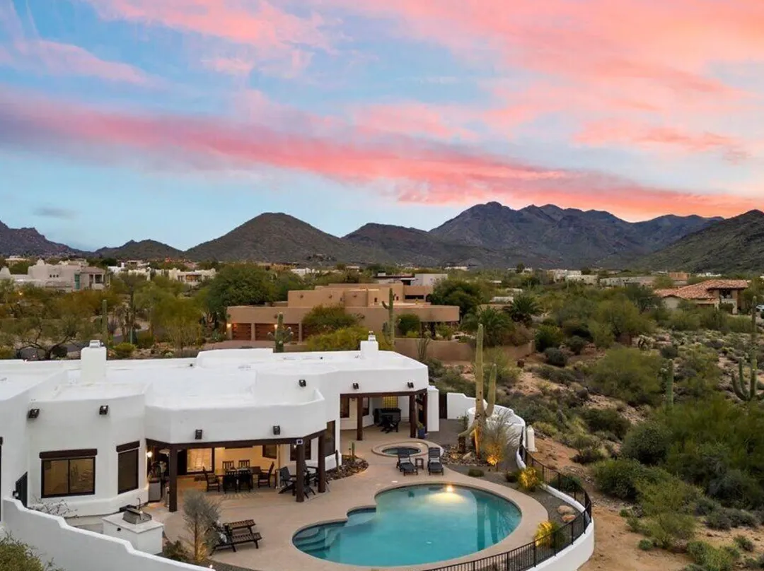 Heated Pool, Hot Tub And Stunning Views - Luxurious Desert Oasis - Scottsdale, AZ