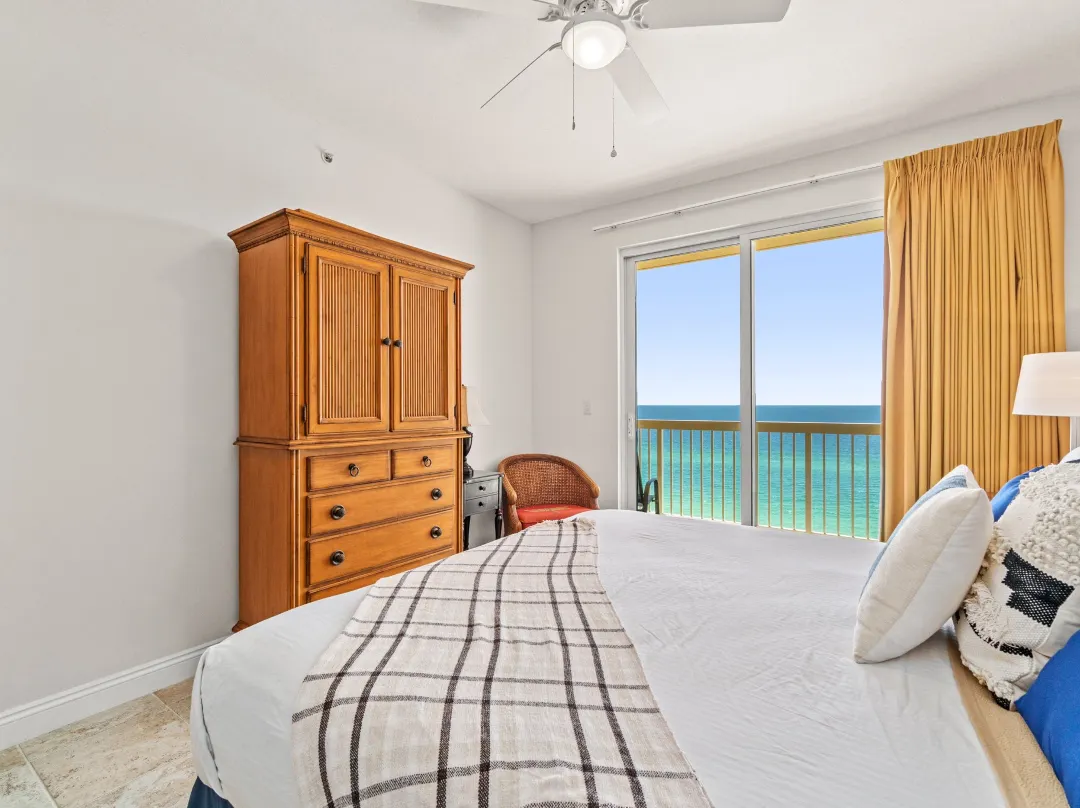 Gulf View Balcony And Spacious Living Area - Charming Beach Retreat - Panama City Beach, FL