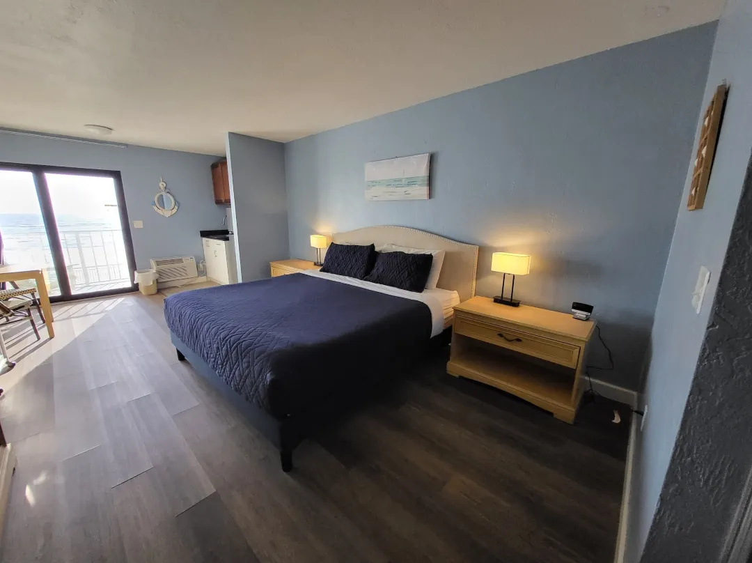 Beachside Hotel - Daytona Beach Shores, FL