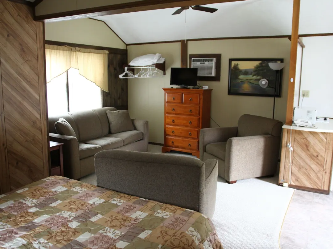 Kennebunk Gallery Motel And Cottages - Kennebunk, ME
