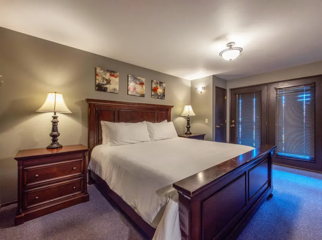 River View And Downtown Convenience - Charming Spacious Retreat - 후드 리버