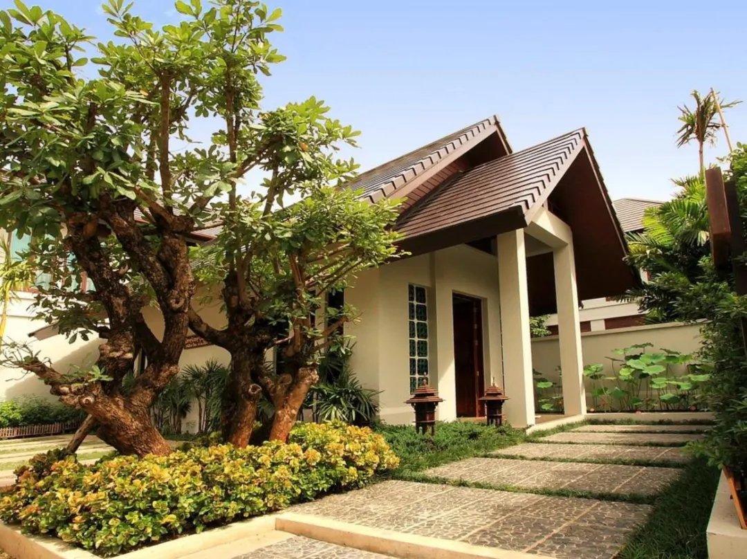 Baan Klang Wiang Hotel - Chiang Mai
