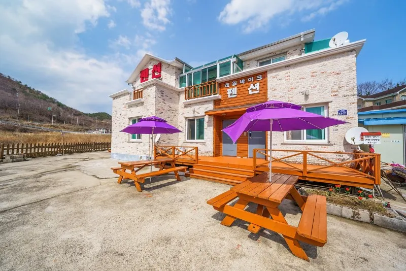 Samcheok Gungchon Rail Bike Pension - Samcheok-si