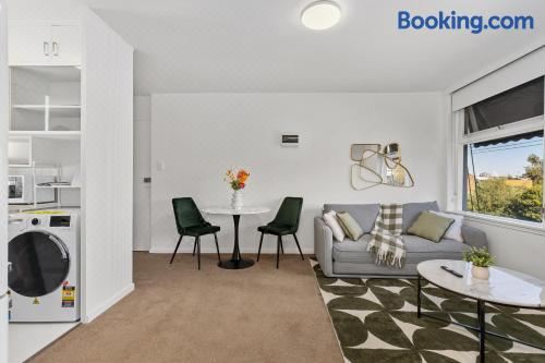 Stylish 1BR near MCG and Rod Laver Arena w Parking,Richmond - Updated ...