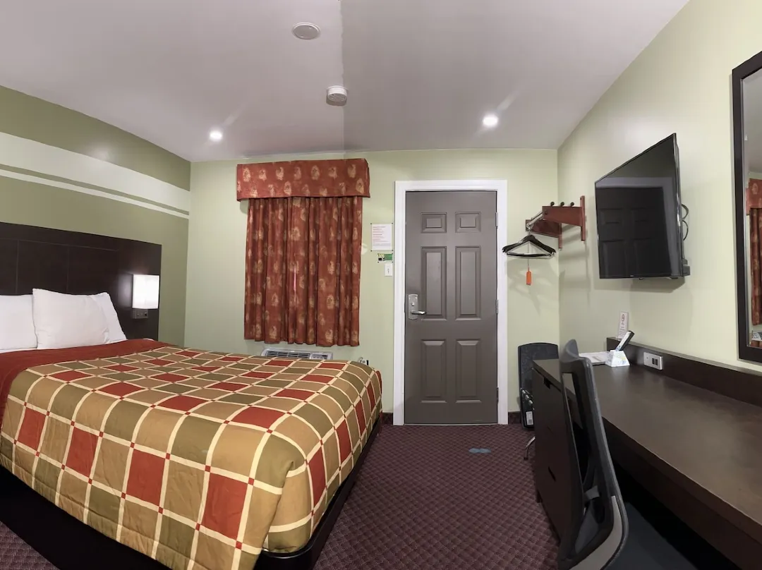 Budget Inn - Port Hope
