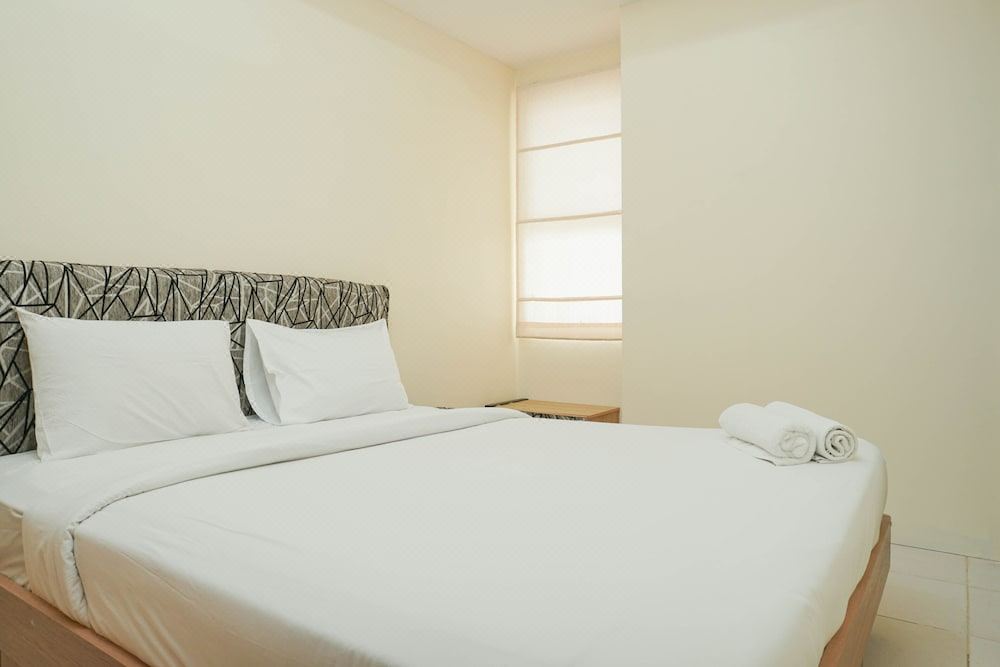 Homey 2br Apartment @ Belmont Residence - West Jakarta