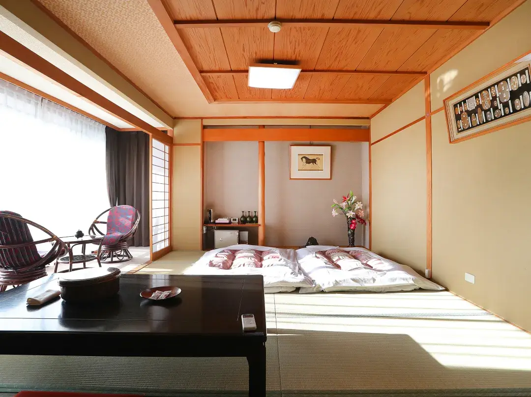 Raki Onsenryokan - Nagano Prefecture, Japan