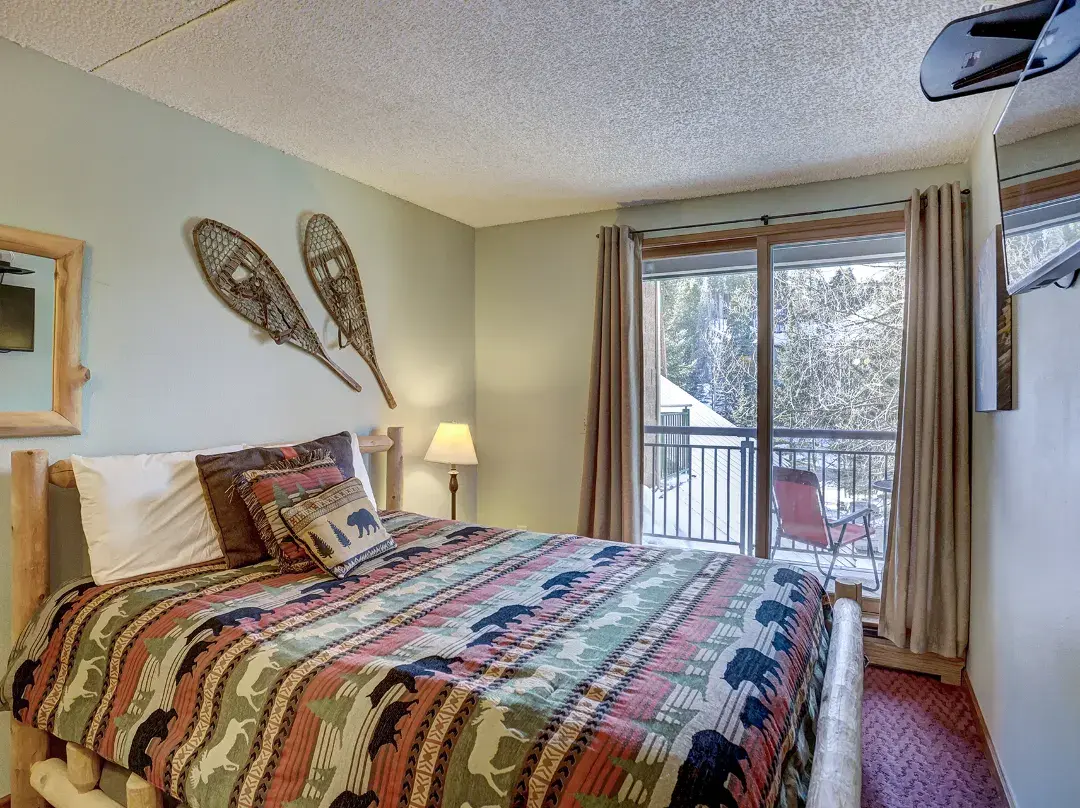 Indoor/outdoor Pool And Cozy Fireplace - Charming Mountain Escape - Breckenridge, CO