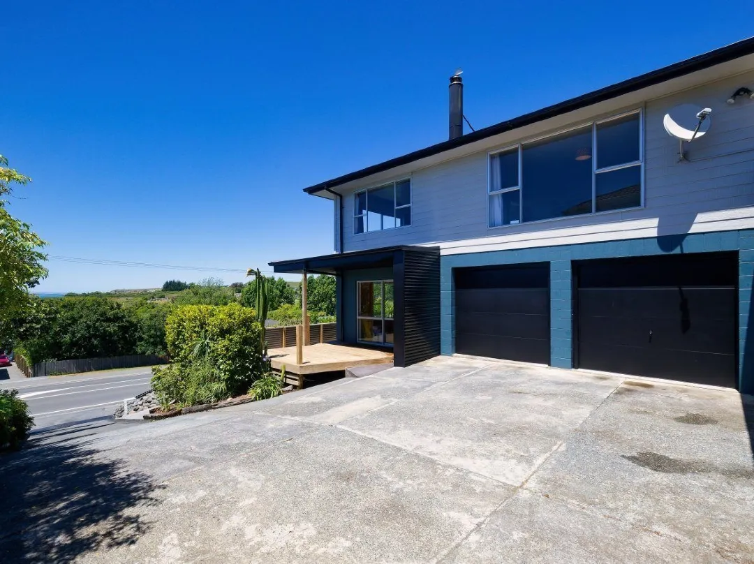 Ocean & Mountain Views 3-bedroom Home - Kaikoura