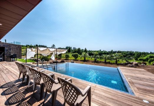 Jeju Mia Private Pool Villa Large Outdoor Warm Pool,Jeju - Updated ...