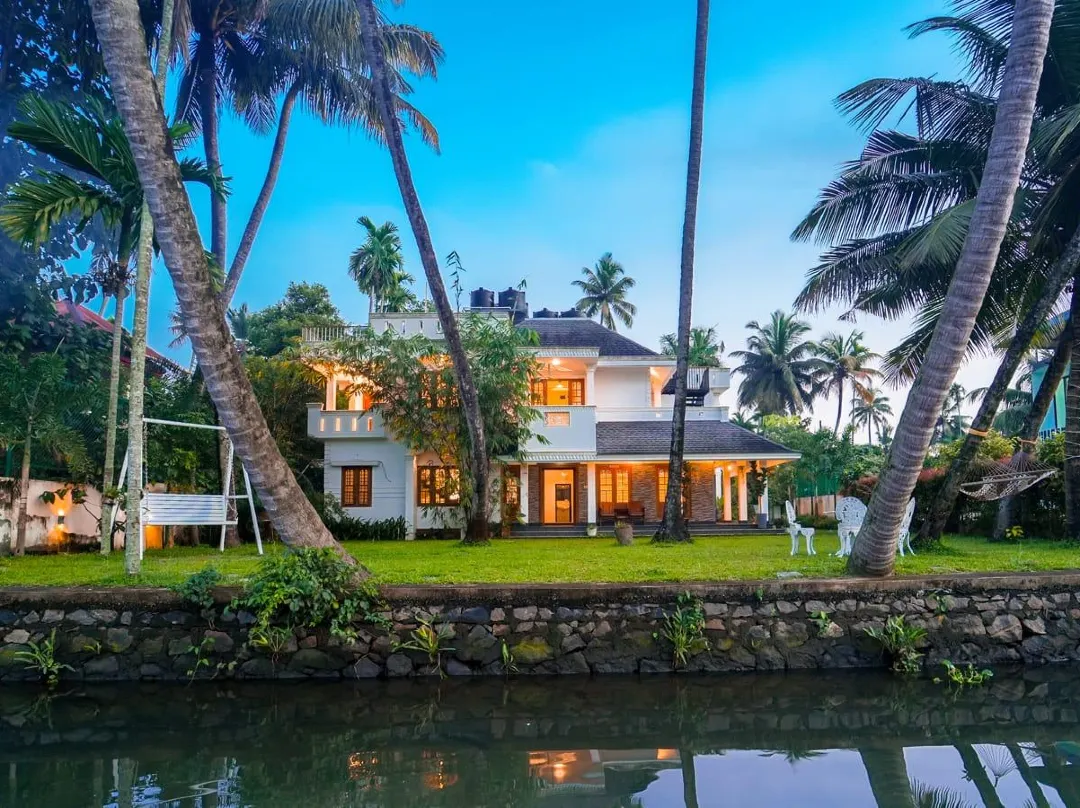 The Kochi Backwater Resort - Kochi