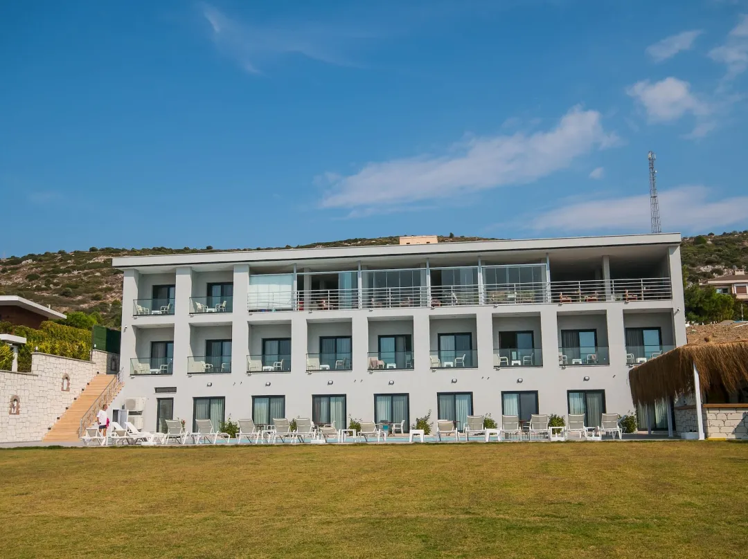 Life Point Hotel - Çeşme